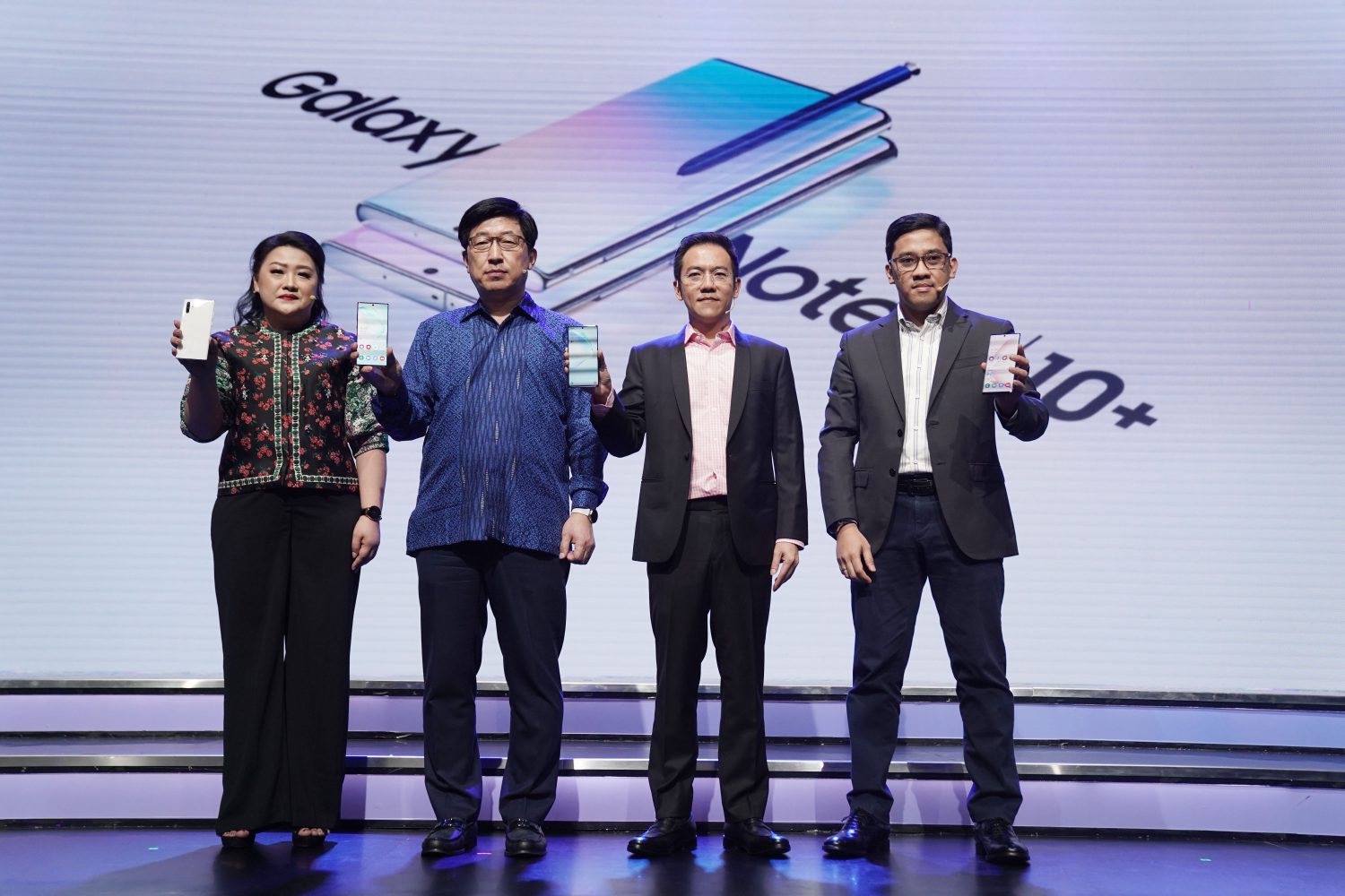 Samsung Galaxy Note10|10+: Powerphone Untuk Powerful Generation Membawa ...